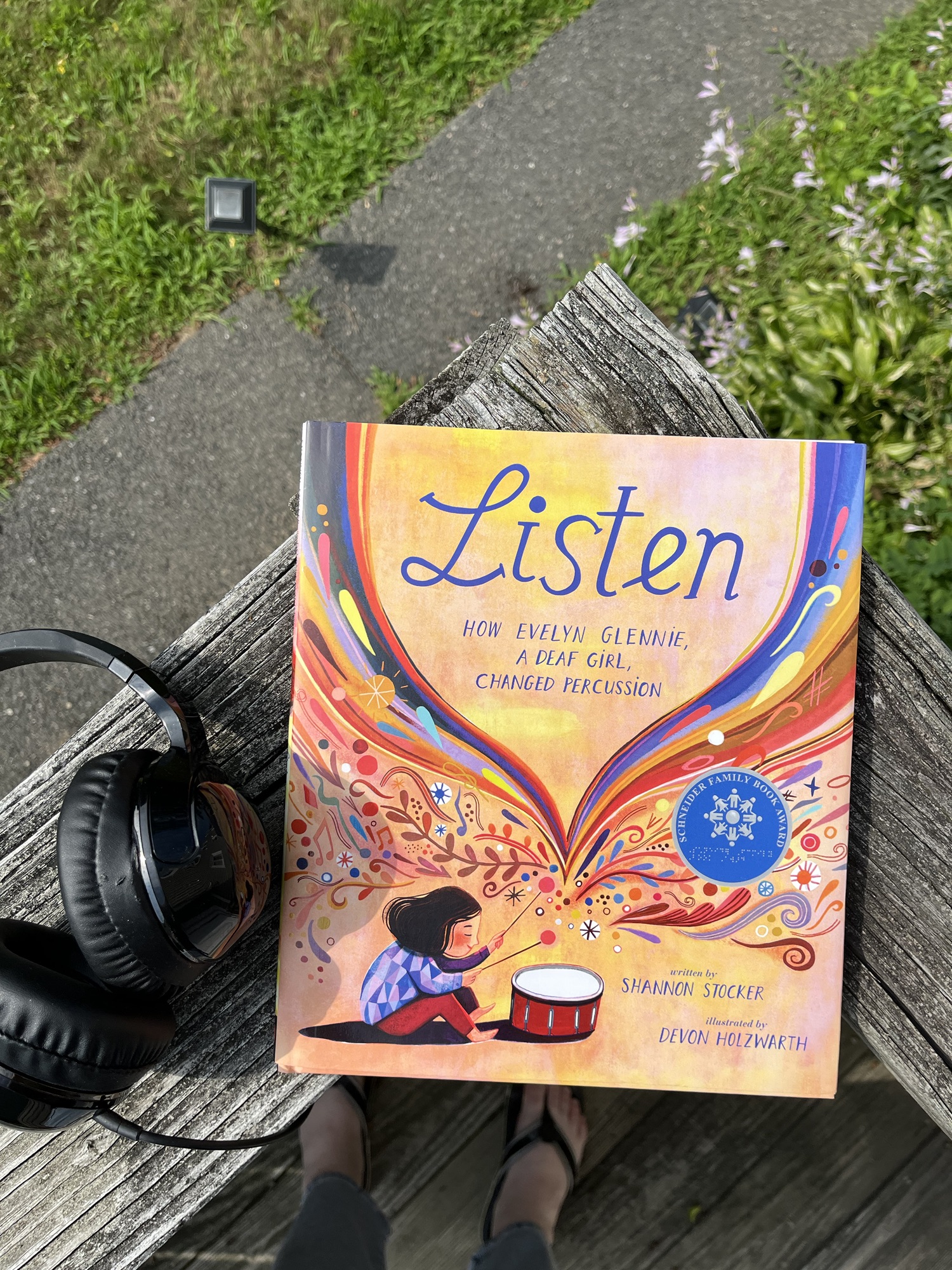 How a Girl Persisted in Making Music in a Deaf World – We Read